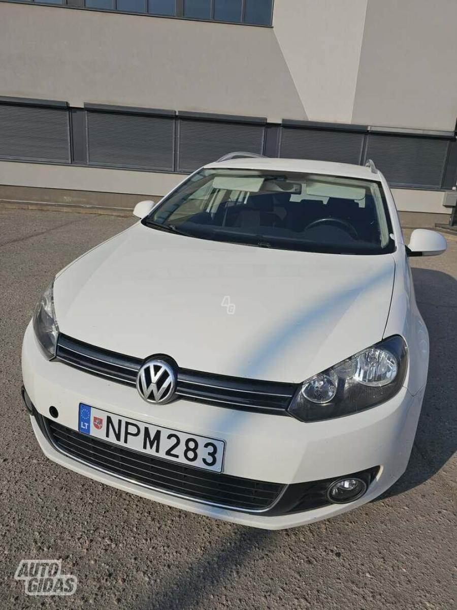 Balts Volkswagen Golf 2011 Kauņa, ar dzinēja tilpumu 1.20 L un nobraukumu 320 tūkst. km par 3750 €, foto 1 vietnē AUTOMOTO.COM.LV