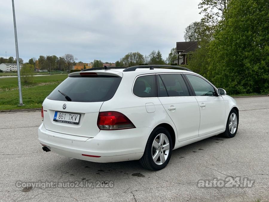 Balts Volkswagen Golf 2011 Valga, ar dzinēja tilpumu 2.00 L un nobraukumu 375 tūkst. km par 2400 €, foto 4 vietnē AUTOMOTO.COM.LV
