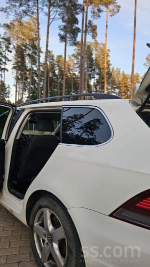 Balts Volkswagen Golf 2011 Ogre, ar dzinēja tilpumu 1.60 L un nobraukumu 416 tūkst. km par 1650 €, foto 11 vietnē AUTOMOTO.COM.LV