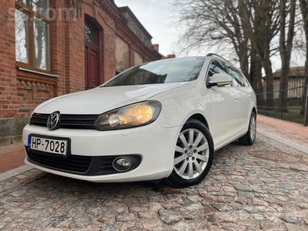 White Volkswagen Golf 2011 in Cesis, with an engine capacity of 1.60 L and mileage of 343 thousand km for 2990 €, photo 5 on AUTOMOTO.COM.LV