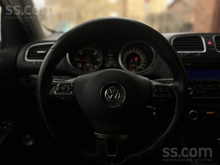 Balts Volkswagen Golf 2011 Cēsis, ar dzinēja tilpumu 1.60 L un nobraukumu 343 tūkst. km par 2990 €, foto 19 vietnē AUTOMOTO.COM.LV