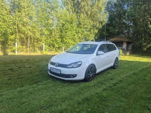 Balts Volkswagen Golf 2011 Viļņa, ar dzinēja tilpumu 1.97 L un nobraukumu 260 tūkst. km par 3699 €, foto 1 vietnē AUTOMOTO.COM.LV
