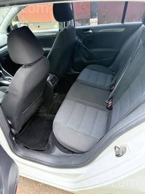 Balts Volkswagen Golf 2011 Rīga, ar dzinēja tilpumu 1.60 L un nobraukumu 341 tūkst. km par 3500 €, foto 10 vietnē AUTOMOTO.COM.LV