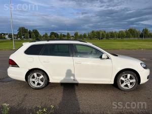 Balts Volkswagen Golf 2011 Rīga, ar dzinēja tilpumu 1.60 L un nobraukumu 419 tūkst. km par 3150 €, foto 7 vietnē AUTOMOTO.COM.LV