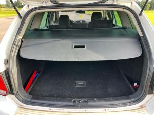 Balts Volkswagen Golf 2011 Rīga, ar dzinēja tilpumu 1.60 L un nobraukumu 419 tūkst. km par 3150 €, foto 17 vietnē AUTOMOTO.COM.LV