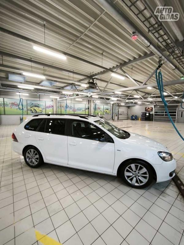 Balts Volkswagen Golf 2012 Viļņa, ar dzinēja tilpumu 2.00 L un nobraukumu 188 tūkst. km par 4888 €, foto 4 vietnē AUTOMOTO.COM.LV