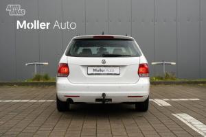 Balts Volkswagen Golf 2012 Viļņa, ar dzinēja tilpumu 1.60 L un nobraukumu 246 tūkst. km par 3950 €, foto 5 vietnē AUTOMOTO.COM.LV