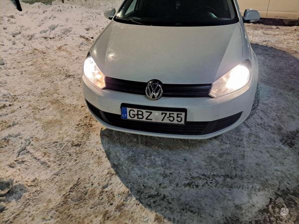 Balts Volkswagen Golf 2012 Radviliškis, ar dzinēja tilpumu 1.60 L un nobraukumu 379 tūkst. km par 3500 €, foto 1 vietnē AUTOMOTO.COM.LV