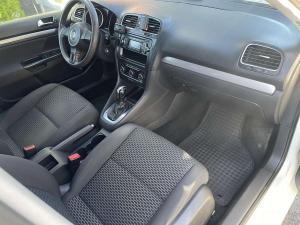 Balts Volkswagen Golf 2012 Panevēža, ar dzinēja tilpumu 1.39 L un nobraukumu 122 tūkst. km par 5200 €, foto 9 vietnē AUTOMOTO.COM.LV