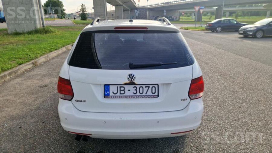 Balts Volkswagen Golf 2012 Rīga, ar dzinēja tilpumu 1.40 L un nobraukumu 256 tūkst. km par 1600 €, foto 6 vietnē AUTOMOTO.COM.LV