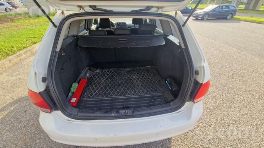 Balts Volkswagen Golf 2012 Rīga, ar dzinēja tilpumu 1.40 L un nobraukumu 256 tūkst. km par 1600 €, foto 14 vietnē AUTOMOTO.COM.LV