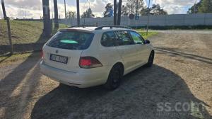 Balts Volkswagen Golf 2012 Rīga, ar dzinēja tilpumu 1.60 L un nobraukumu 436 tūkst. km par 1100 €, foto 7 vietnē AUTOMOTO.COM.LV