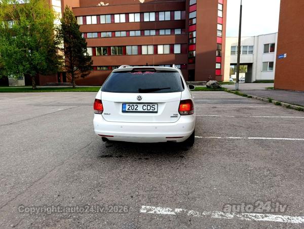Balts Volkswagen Golf 2013 Tallina, ar dzinēja tilpumu 1.60 L un nobraukumu 349 tūkst. km par 3499 €, foto 6 vietnē AUTOMOTO.COM.LV