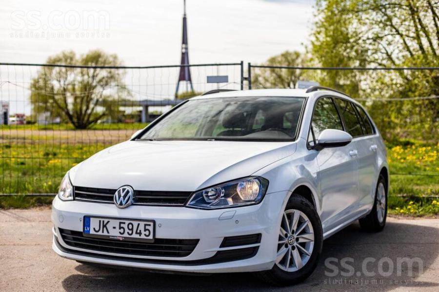 White Volkswagen Golf 2013 in Riga, with an engine capacity of 1.20 L and mileage of 246 thousand km for 5990 €, photo 1 on AUTOMOTO.COM.LV