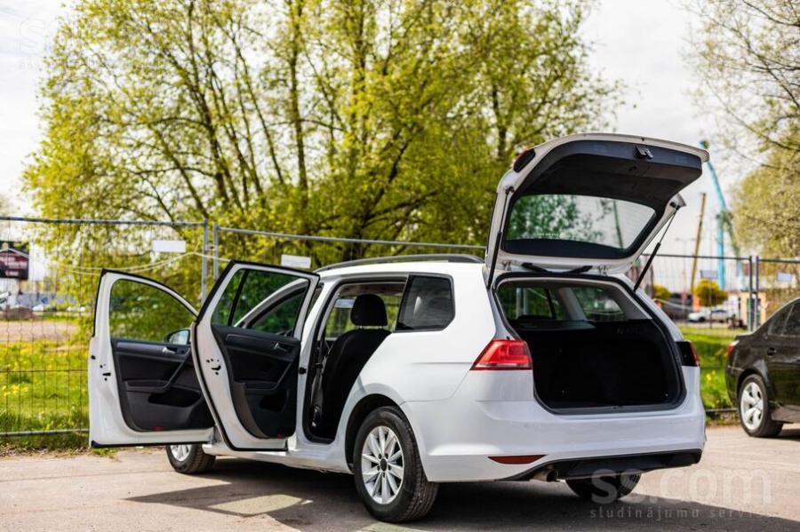 White Volkswagen Golf 2013 in Riga, with an engine capacity of 1.20 L and mileage of 246 thousand km for 5990 €, photo 10 on AUTOMOTO.COM.LV