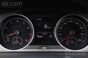 White Volkswagen Golf 2013 in Riga, with an engine capacity of 1.20 L and mileage of 246 thousand km for 5990 €, photo 19 on AUTOMOTO.COM.LV