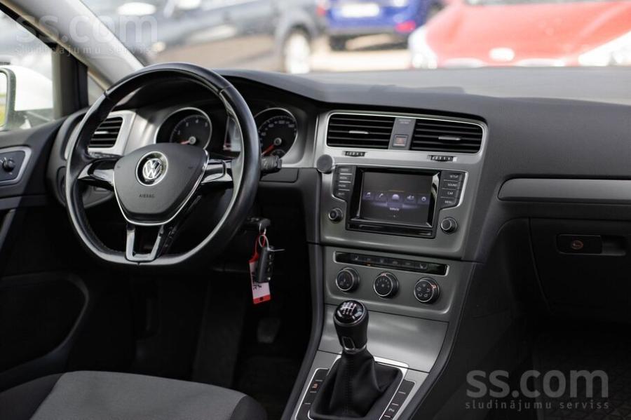 White Volkswagen Golf 2013 in Riga, with an engine capacity of 1.20 L and mileage of 246 thousand km for 5990 €, photo 27 on AUTOMOTO.COM.LV