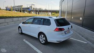 White Volkswagen Golf 2013 in Vilnius, with an engine capacity of 1.60 L and mileage of 257 thousand km for 6500 €, photo 5 on AUTOMOTO.COM.LV