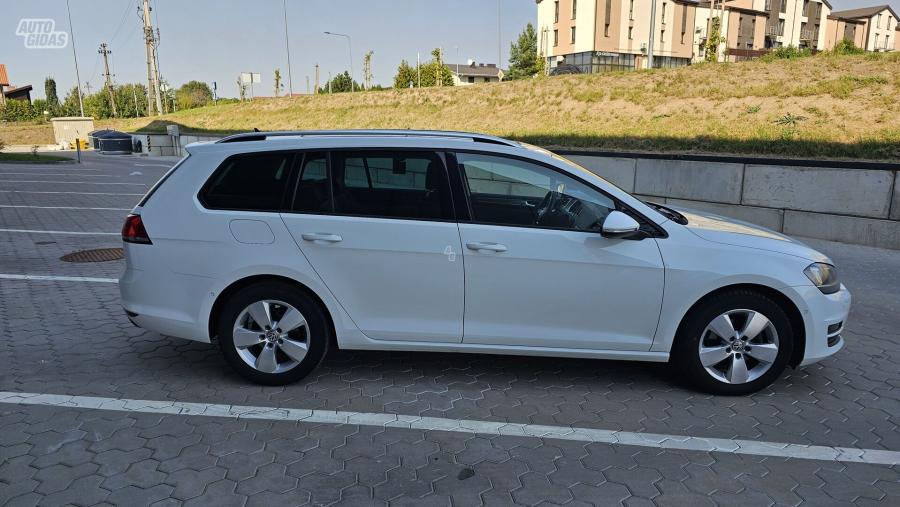 White Volkswagen Golf 2013 in Vilnius, with an engine capacity of 1.60 L and mileage of 257 thousand km for 6500 €, photo 7 on AUTOMOTO.COM.LV