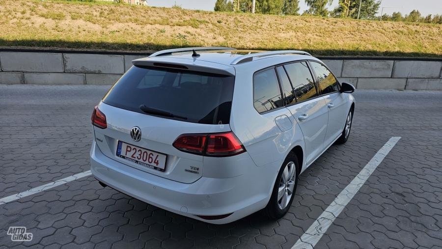 White Volkswagen Golf 2013 in Vilnius, with an engine capacity of 1.60 L and mileage of 257 thousand km for 6500 €, photo 8 on AUTOMOTO.COM.LV