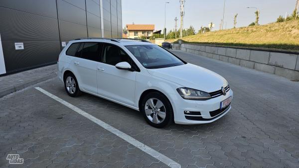 White Volkswagen Golf 2013 in Vilnius, with an engine capacity of 1.60 L and mileage of 257 thousand km for 6500 €, photo 9 on AUTOMOTO.COM.LV