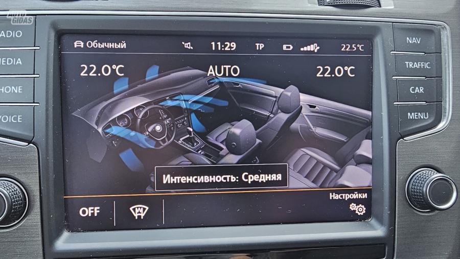 White Volkswagen Golf 2013 in Vilnius, with an engine capacity of 1.60 L and mileage of 257 thousand km for 6500 €, photo 14 on AUTOMOTO.COM.LV