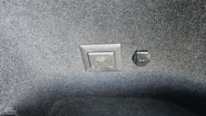 White Volkswagen Golf 2013 in Vilnius, with an engine capacity of 1.60 L and mileage of 257 thousand km for 6500 €, photo 26 on AUTOMOTO.COM.LV
