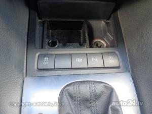 Balts Volkswagen Golf 2013 Tallina, ar dzinēja tilpumu 1.60 L un nobraukumu 353 tūkst. km par 2999 €, foto 14 vietnē AUTOMOTO.COM.LV