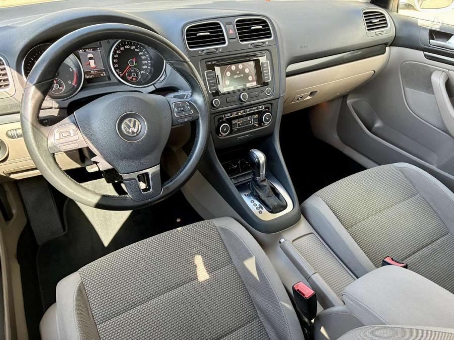 White Volkswagen Golf 2013 in Kaunas, with an engine capacity of 1.97 L and mileage of 284 thousand km for 5490 €, photo 12 on AUTOMOTO.COM.LV