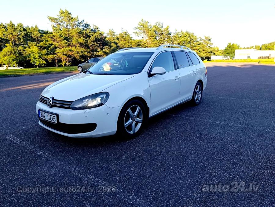 Balts Volkswagen Golf 2013 Tallina, ar dzinēja tilpumu 1.60 L un nobraukumu 363 tūkst. km par 2999 €, foto 1 vietnē AUTOMOTO.COM.LV