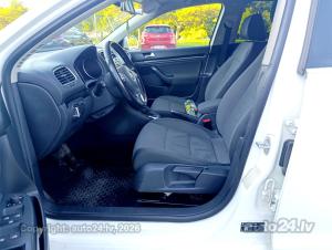 Balts Volkswagen Golf 2013 Tallina, ar dzinēja tilpumu 1.60 L un nobraukumu 363 tūkst. km par 2999 €, foto 10 vietnē AUTOMOTO.COM.LV