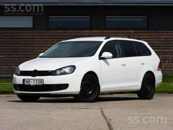 Balts Volkswagen Golf 2013 Rīga, ar dzinēja tilpumu 1.60 L un nobraukumu 253 tūkst. km par 4700 €, foto 1 vietnē AUTOMOTO.COM.LV