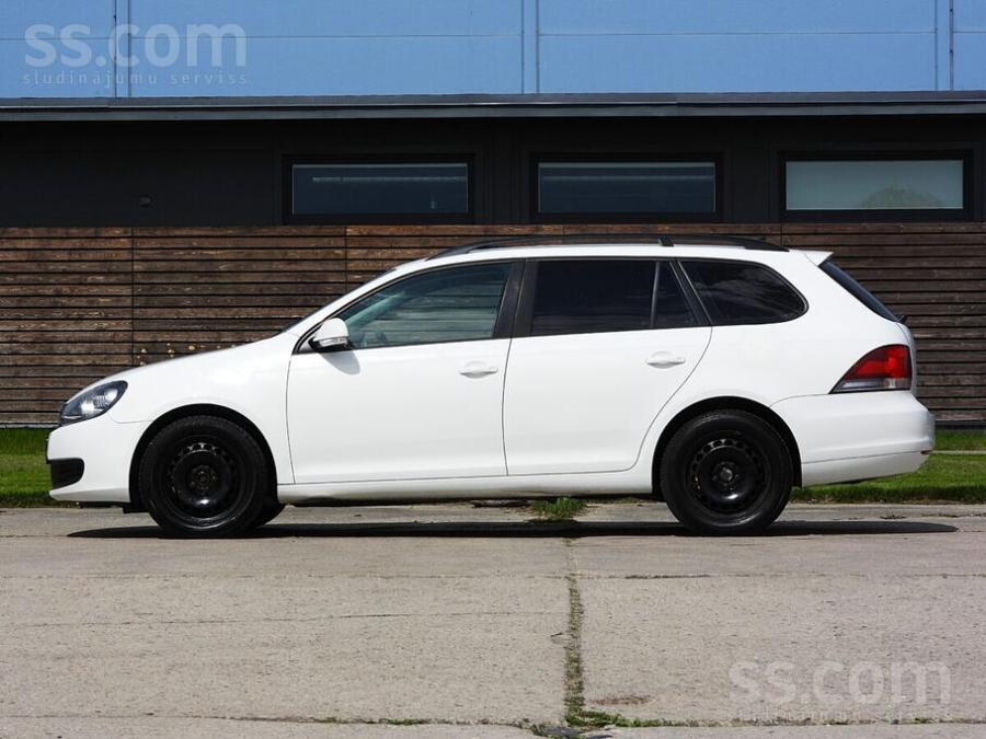 White Volkswagen Golf 2013 in Riga, with an engine capacity of 1.60 L and mileage of 253 thousand km for 4700 €, photo 5 on AUTOMOTO.COM.LV