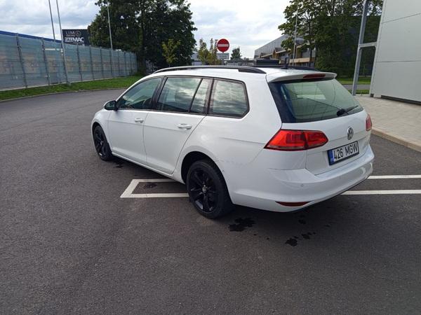 White Volkswagen Golf 2013 in Tallinn, with an engine capacity of 1.60 L and mileage of 343 thousand km for 6250 €, photo 7 on AUTOMOTO.COM.LV