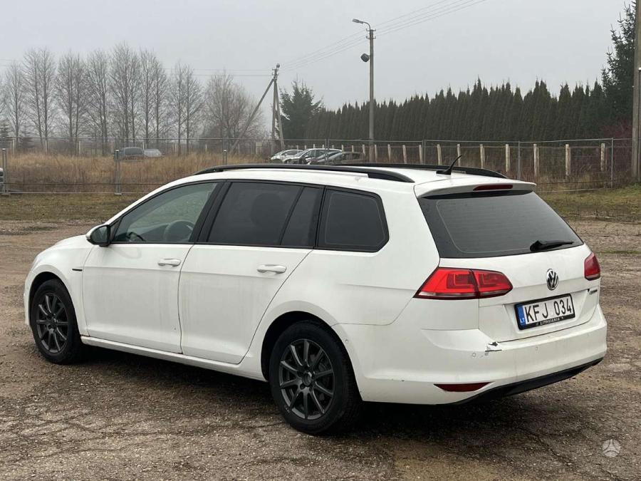 Balts Volkswagen Golf 2014 Kėdainiai, ar dzinēja tilpumu 1.40 L un nobraukumu 180 tūkst. km par 4500 €, foto 4 vietnē AUTOMOTO.COM.LV
