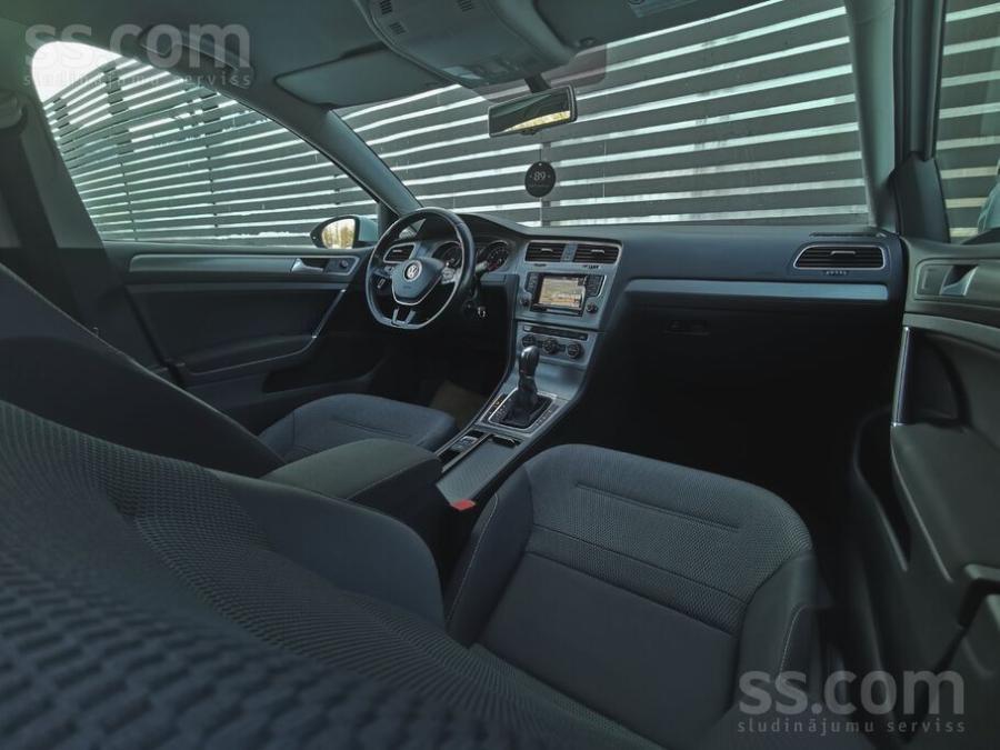 Balts Volkswagen Golf 2014 Rīga, ar dzinēja tilpumu 1.60 L un nobraukumu 332 tūkst. km par 5990 €, foto 13 vietnē AUTOMOTO.COM.LV