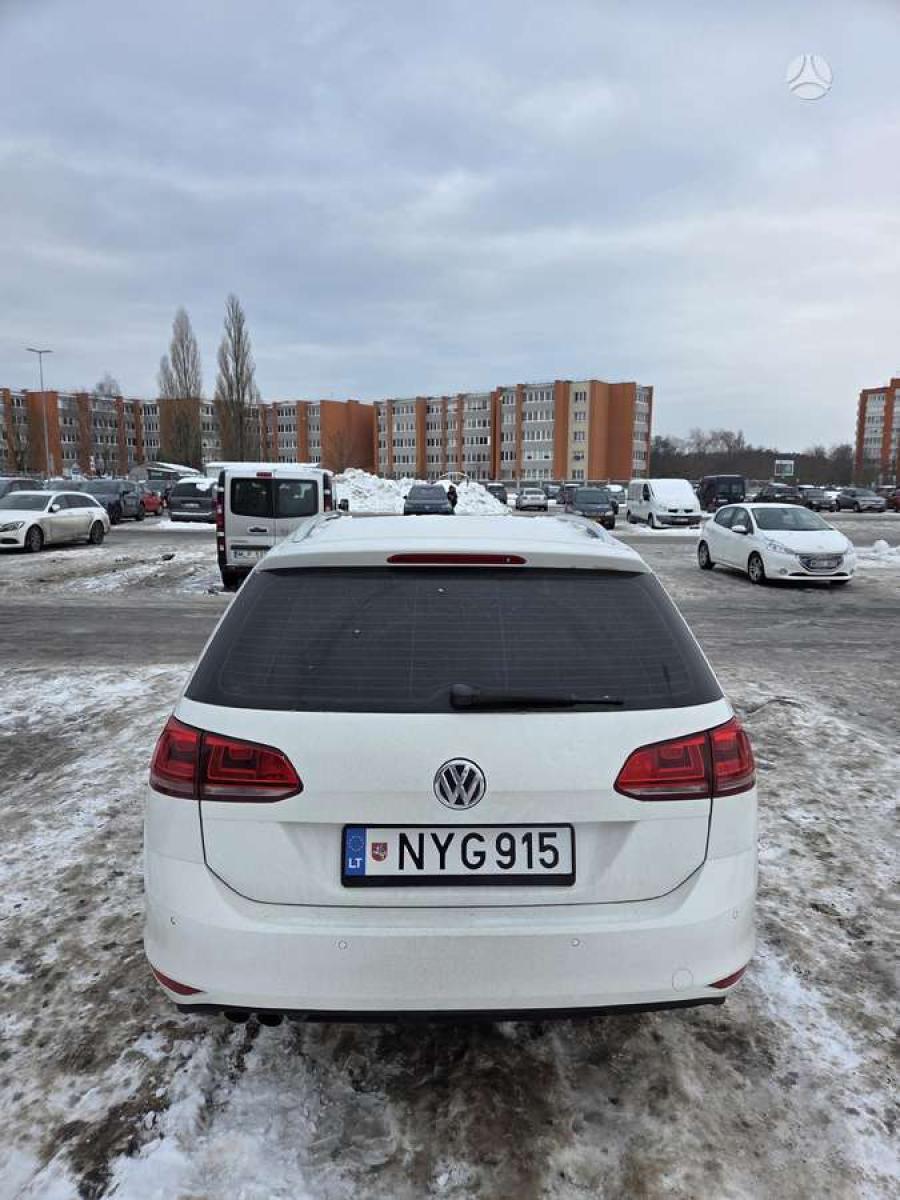 White Volkswagen Golf 2014 in Klaipeda, with an engine capacity of 1.97 L and mileage of 251 thousand km for 7300 €, photo 2 on AUTOMOTO.COM.LV