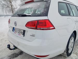 White Volkswagen Golf 2014 in Vilnius, with an engine capacity of 1.60 L and mileage of 254 thousand km for 5550 €, photo 10 on AUTOMOTO.COM.LV