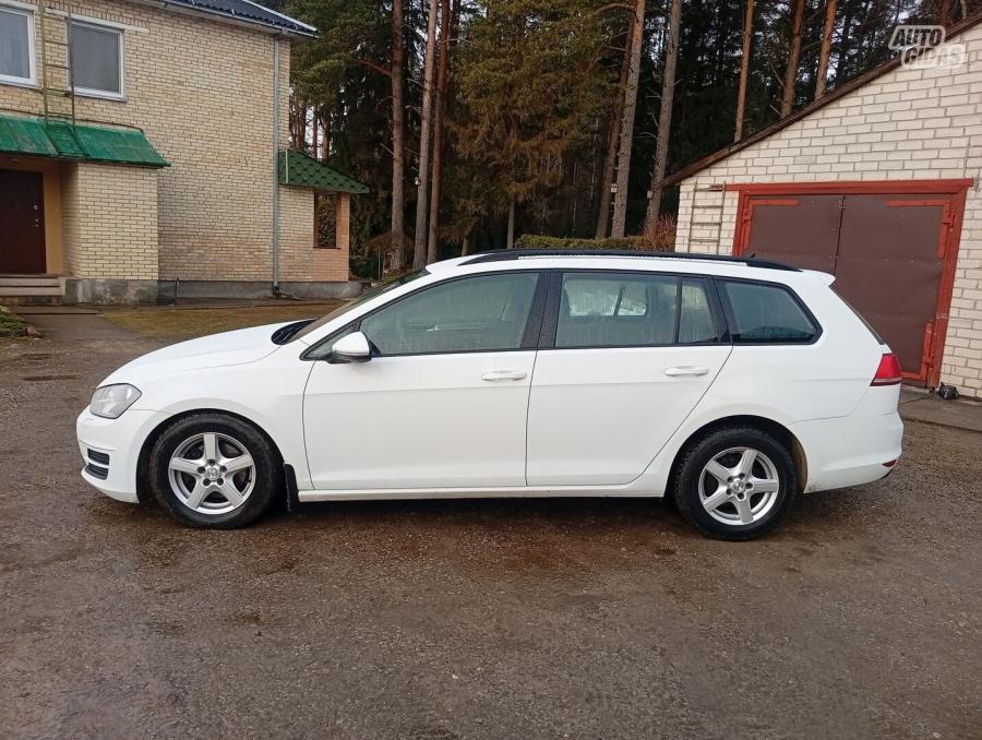 White Volkswagen Golf 2014 in Vilnius, with an engine capacity of 1.60 L and mileage of 254 thousand km for 5500 €, photo 7 on AUTOMOTO.COM.LV