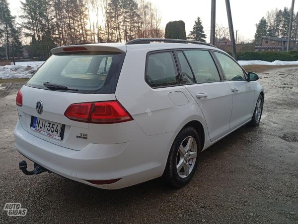 White Volkswagen Golf 2014 in Vilnius, with an engine capacity of 1.60 L and mileage of 254 thousand km for 5500 €, photo 4 on AUTOMOTO.COM.LV