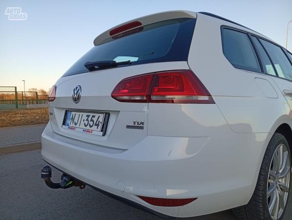White Volkswagen Golf 2014 in Vilnius, with an engine capacity of 1.60 L and mileage of 254 thousand km for 5500 €, photo 8 on AUTOMOTO.COM.LV