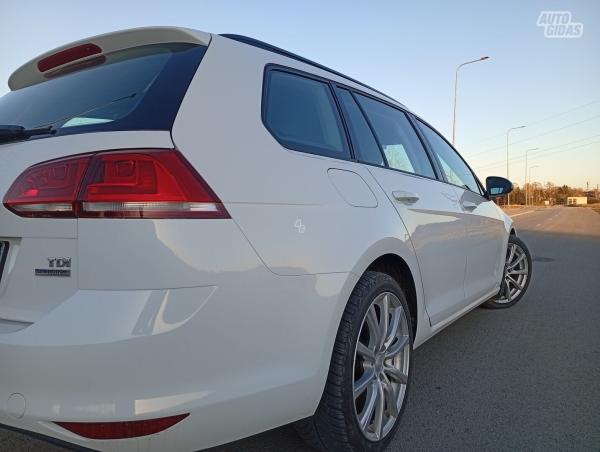 White Volkswagen Golf 2014 in Vilnius, with an engine capacity of 1.60 L and mileage of 254 thousand km for 5500 €, photo 10 on AUTOMOTO.COM.LV