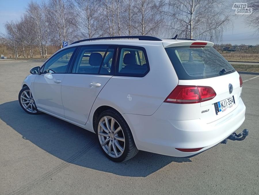 White Volkswagen Golf 2014 in Vilnius, with an engine capacity of 1.60 L and mileage of 254 thousand km for 5500 €, photo 4 on AUTOMOTO.COM.LV