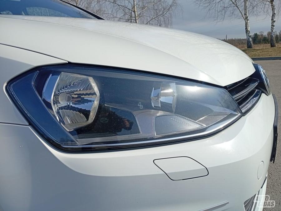 Balts Volkswagen Golf 2014 Viļņa, ar dzinēja tilpumu 1.60 L un nobraukumu 254 tūkst. km par 5500 €, foto 12 vietnē AUTOMOTO.COM.LV