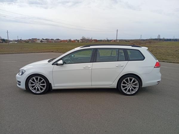 White Volkswagen Golf 2014 in Vilnius, with an engine capacity of 1.60 L and mileage of 254 thousand km for 5700 €, photo 7 on AUTOMOTO.COM.LV