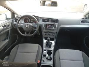 White Volkswagen Golf 2014 in Vilnius, with an engine capacity of 1.60 L and mileage of 254 thousand km for 5700 €, photo 20 on AUTOMOTO.COM.LV
