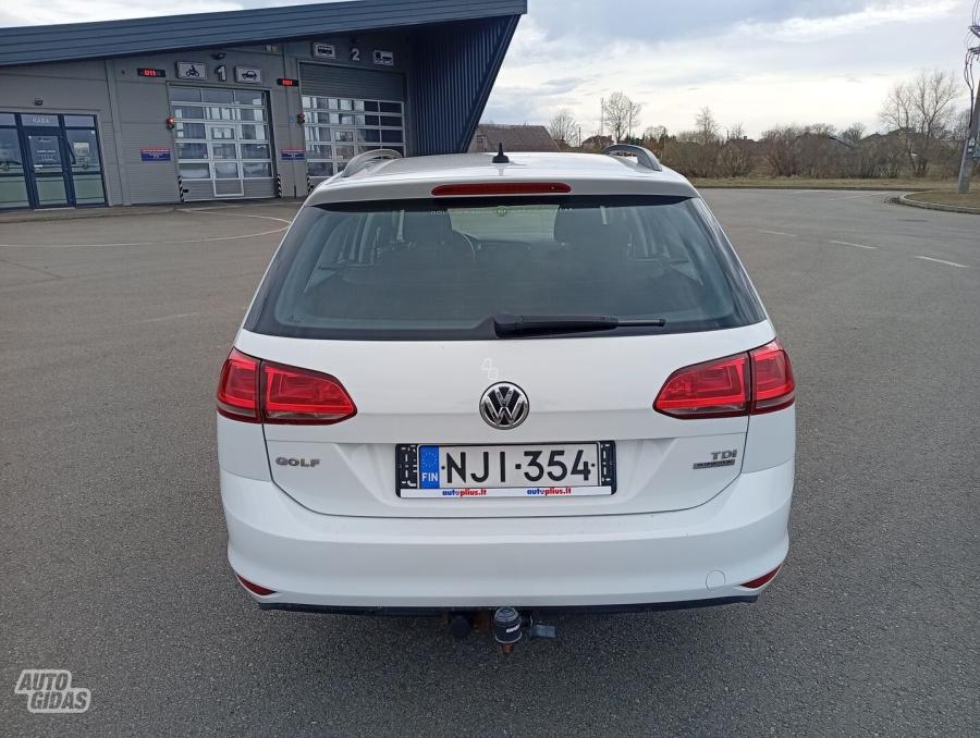 White Volkswagen Golf 2014 in Vilnius, with an engine capacity of 1.60 L and mileage of 254 thousand km for 5700 €, photo 7 on AUTOMOTO.COM.LV