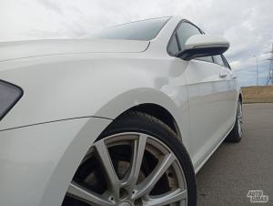White Volkswagen Golf 2014 in Vilnius, with an engine capacity of 1.60 L and mileage of 254 thousand km for 5700 €, photo 10 on AUTOMOTO.COM.LV