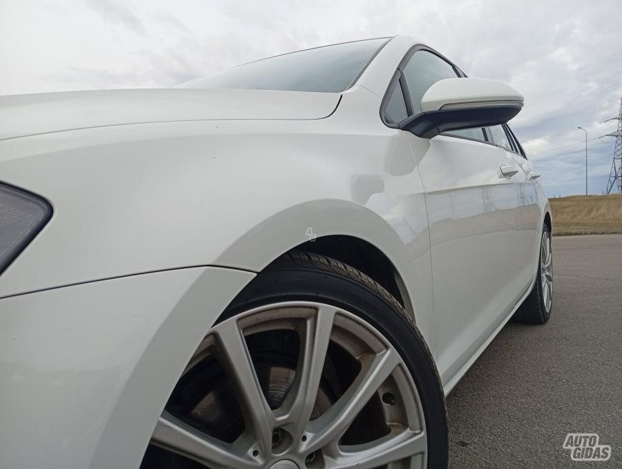 White Volkswagen Golf 2014 in Vilnius, with an engine capacity of 1.60 L and mileage of 254 thousand km for 5700 €, photo 10 on AUTOMOTO.COM.LV