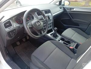 White Volkswagen Golf 2014 in Vilnius, with an engine capacity of 1.60 L and mileage of 254 thousand km for 5700 €, photo 17 on AUTOMOTO.COM.LV